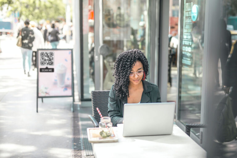 How to Make a QR Code? The Ultimate Guide | Pageloot