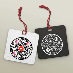 How to Embed Images in QR Codes | Pageloot